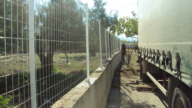ΠΕΡΙΦΡΑΞΗ ΜΕ ΓΑΛΒΑΝΙΣΜΕΝΗ ΣΙΔΗΡΟΓΩΝΙΑ ΚΑΙ ΣΥΓΚΟΛΛΗΤΟ ΠΛΕΓΜΑ