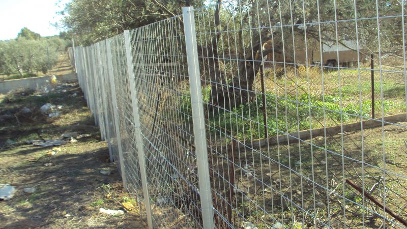 ΠΕΡΙΦΡΑΞΗ ΜΕ ΓΑΛΒΑΝΙΣΜΕΝΗ ΣΙΔΗΡΟΓΩΝΙΑ ΚΑΙ ΣΥΓΚΟΛΛΗΤΟ ΠΛΕΓΜΑ